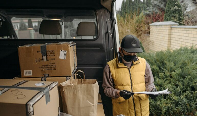 Cheapest Way to Ship Large Packages - Find Post Office