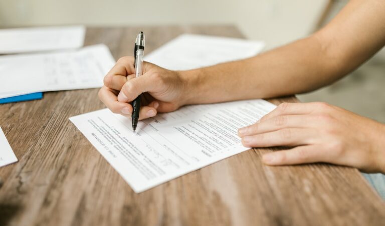 How to Fill Out Certified Mail Slip - Find Post Office