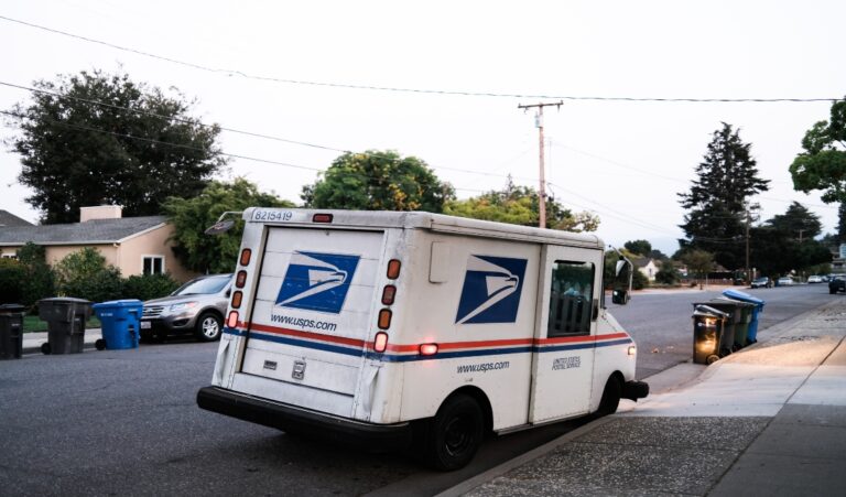 USPS Tracking Says “Delivered,” but There Is No Package - Find Post Office
