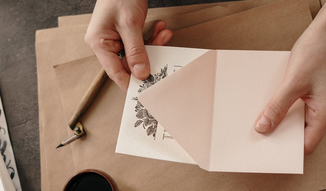 Envelope Size Guide - Find Post Office