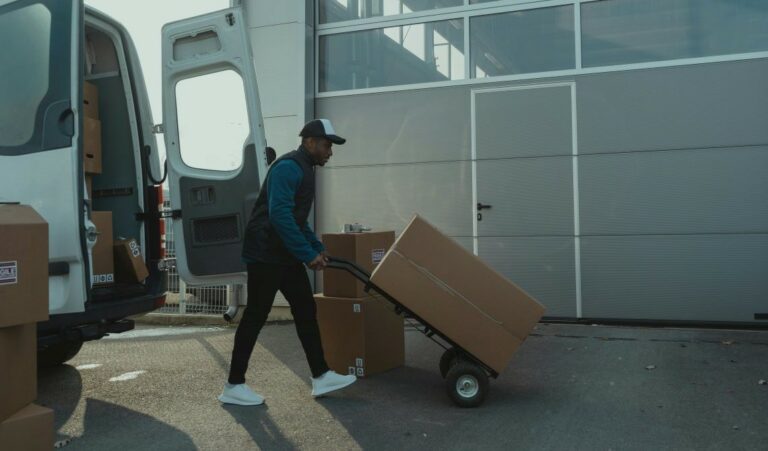 What does “Arrived at Hub” at USPS mean? - Find Post Office